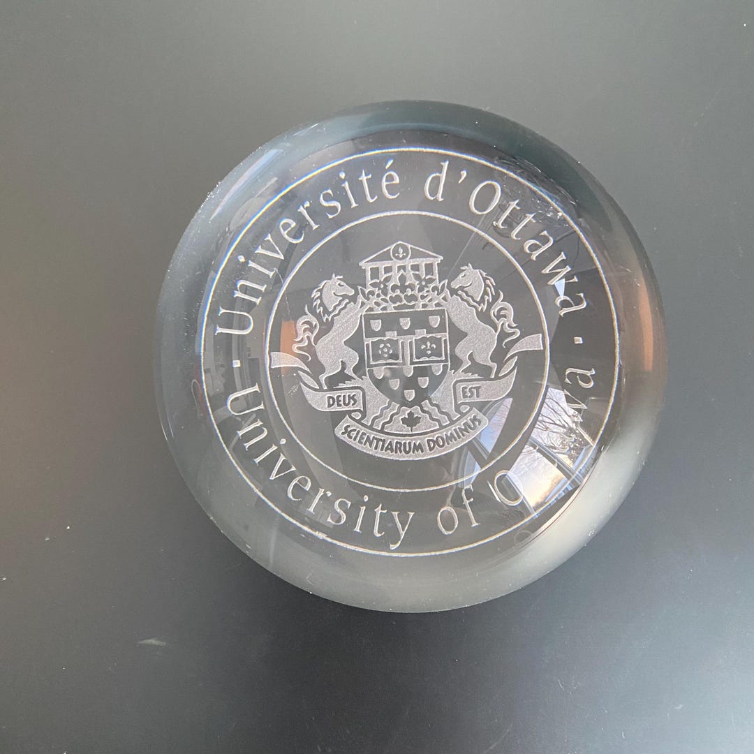 Vintage University of Ottawa Glass Etched Paperweight Université D ...