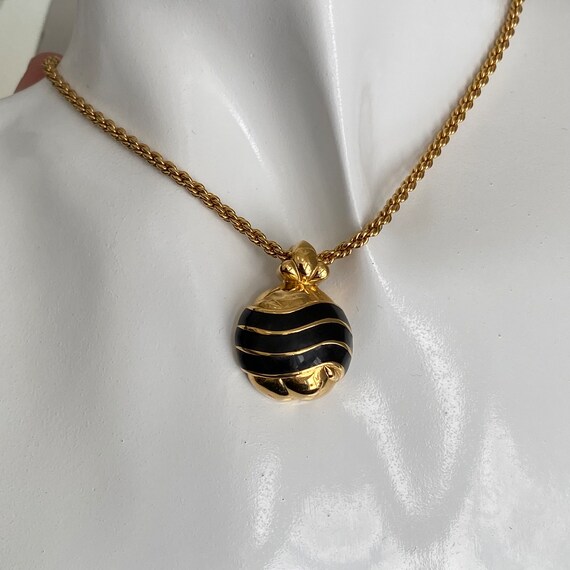 NINA RICCI Bold pendant in Gold Tone Black Enamel Mat… - Gem