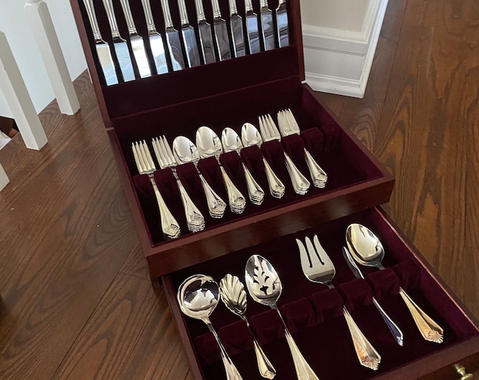 Vintage Oneida USA King James Flatware Set, Service for 12 Oneida 66 ...