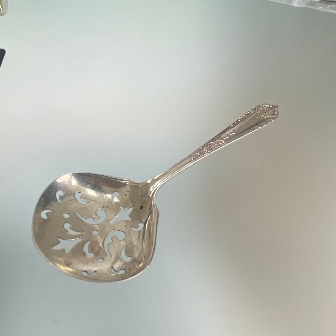 Solid Bon Bon Spoon W Pierced Bowl Della Robbia Sterling 1922 No ...