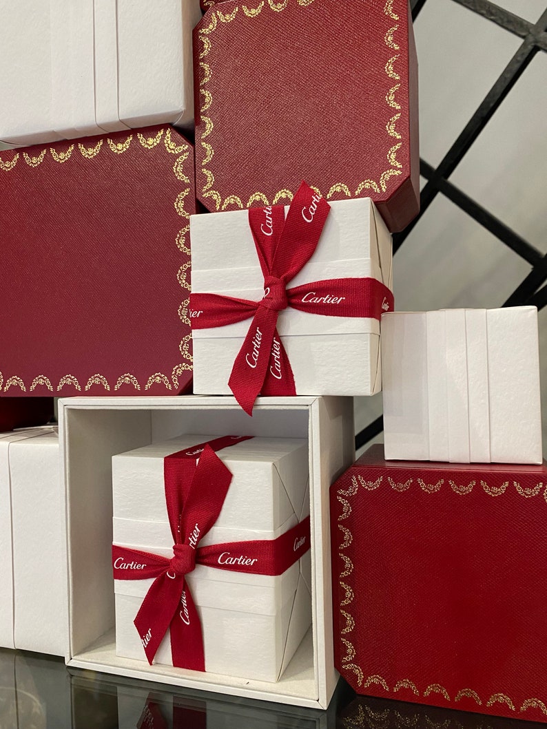 Authentic CARTIER Red & White Boxes Window Display Set - Etsy