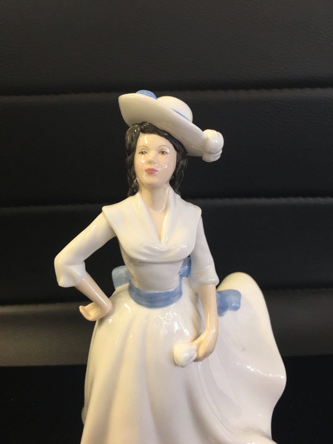 Figurines Art & Collectibles Royal Doulton Pretty Ladies Margaret ...