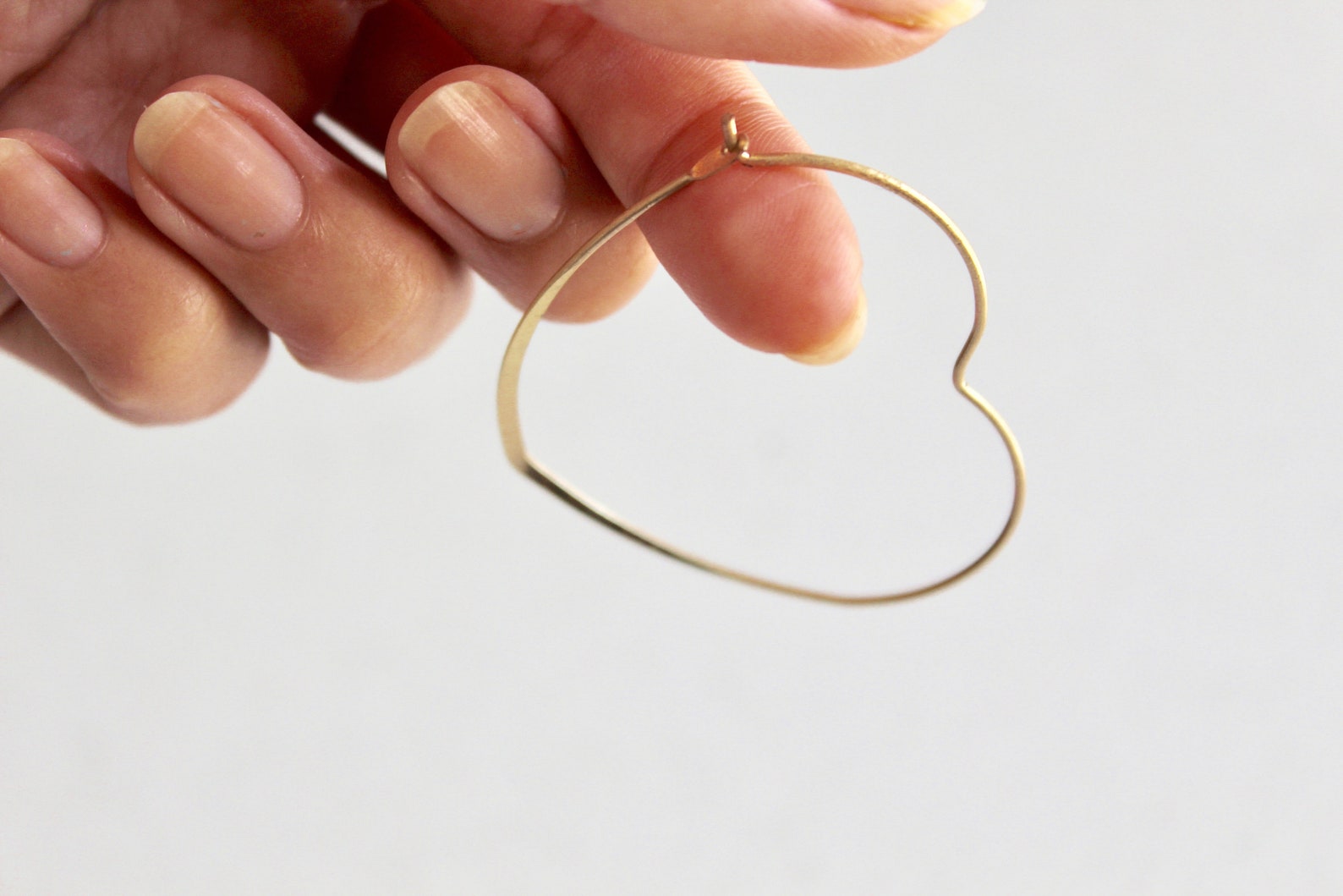 Gold Heart Hoop Earrings Valentine's Gift/ Heart Jewelry/ - Etsy