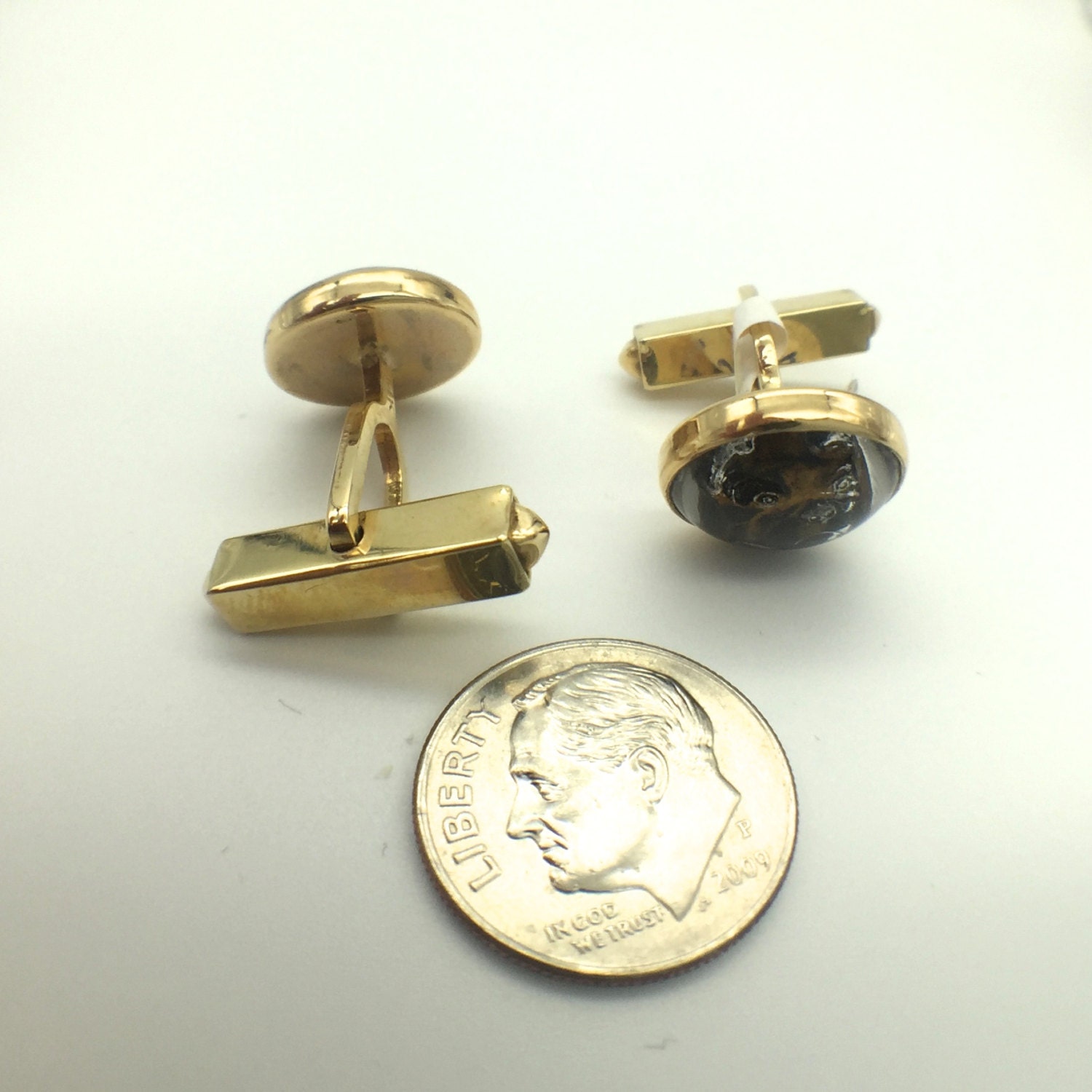 Vintage 14K Gold Reverse Carved Hand Painted Crystal Boxer Dog 13mm ...