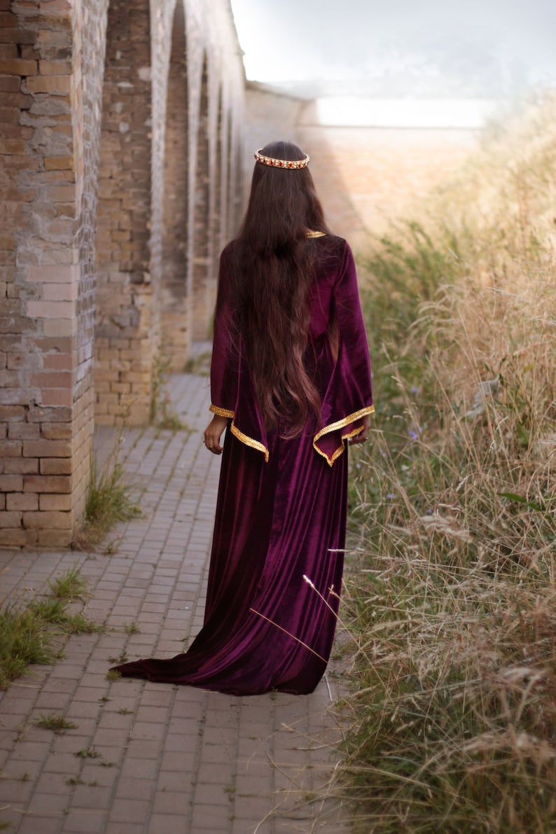 Medieval Style Costume Pre-raphaelite Dress Bliaut - Etsy UK