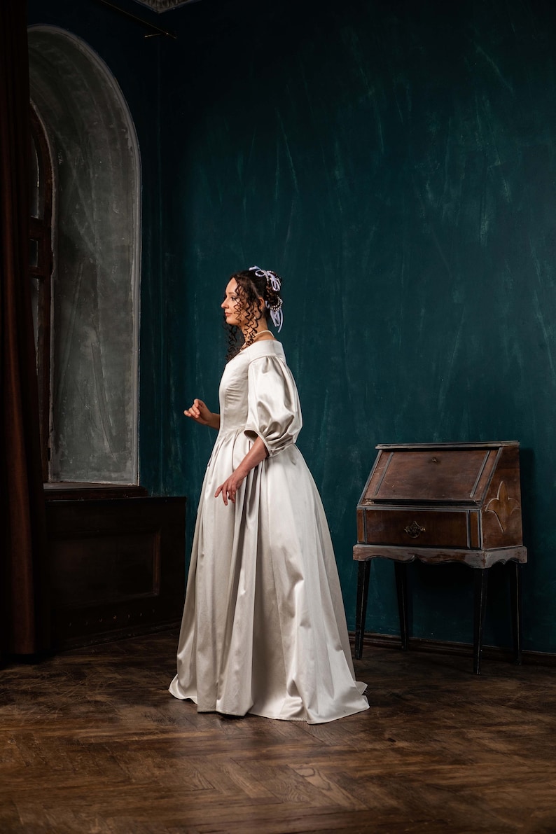 Pearl Gray 17th Century Dress, Silver Grey Baroque 1600s Gown - Etsy