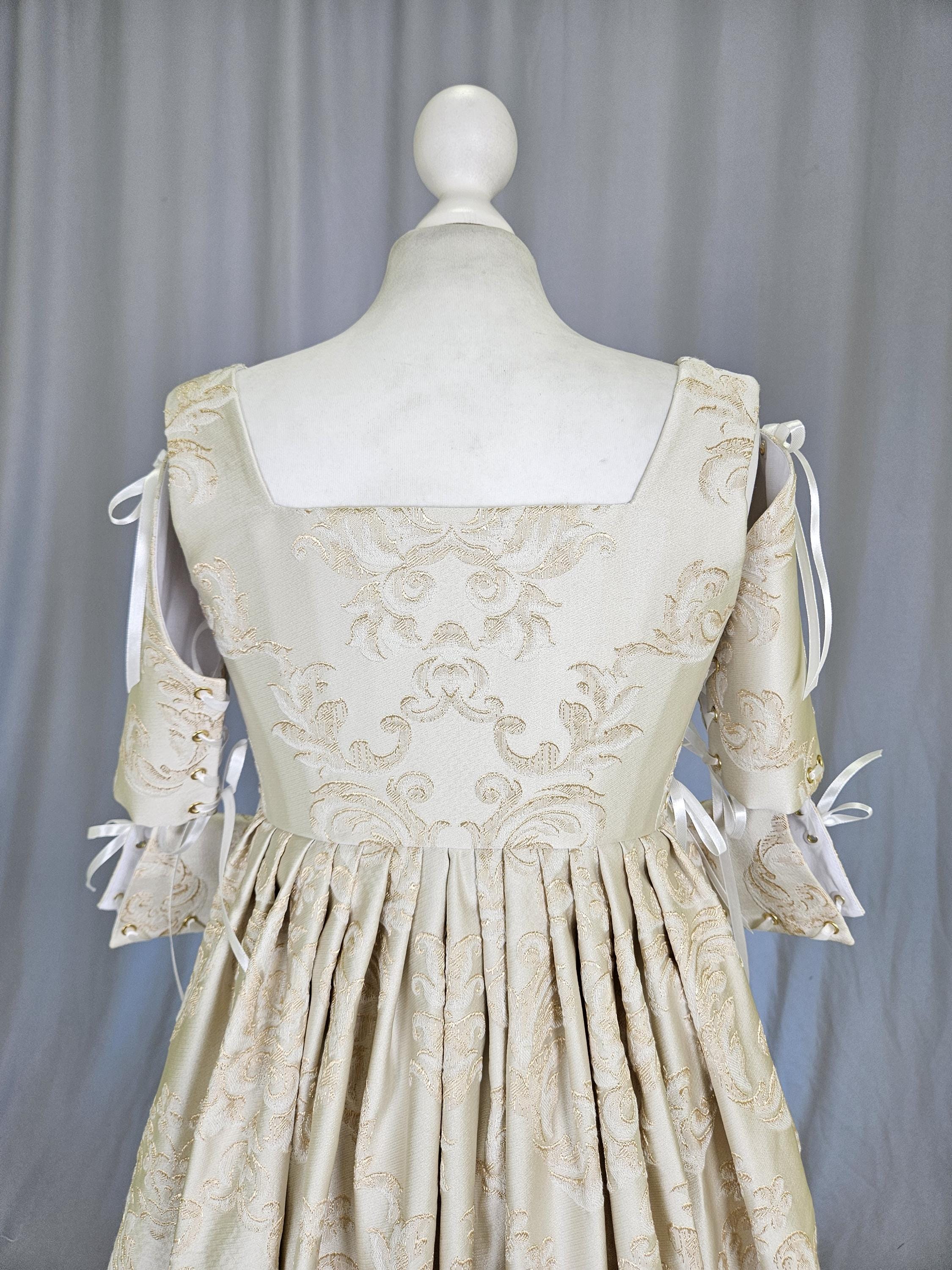 Renaissance Wedding Dress, Off-white Basic Renfaire Gown, 1490s ...