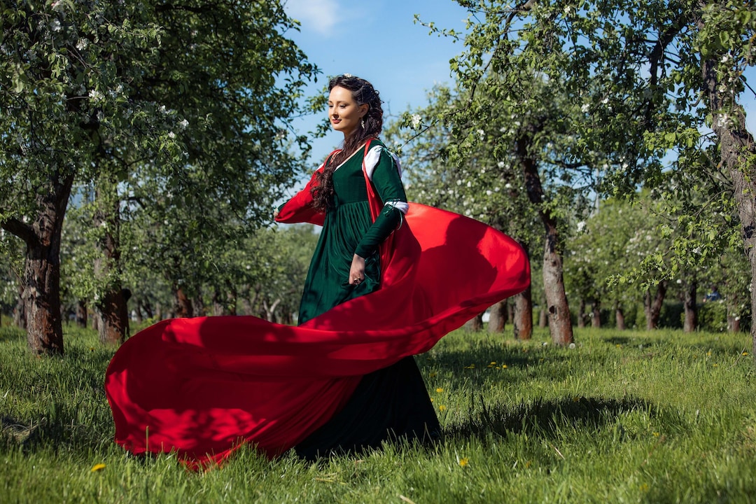 Red Renaissance Wedding Cape, Medieval One Size Cape, LARP Elvish ...
