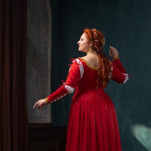 Red Renaissance Gown, Crimson 1490s Borgia Dress, Renfaire Female ...