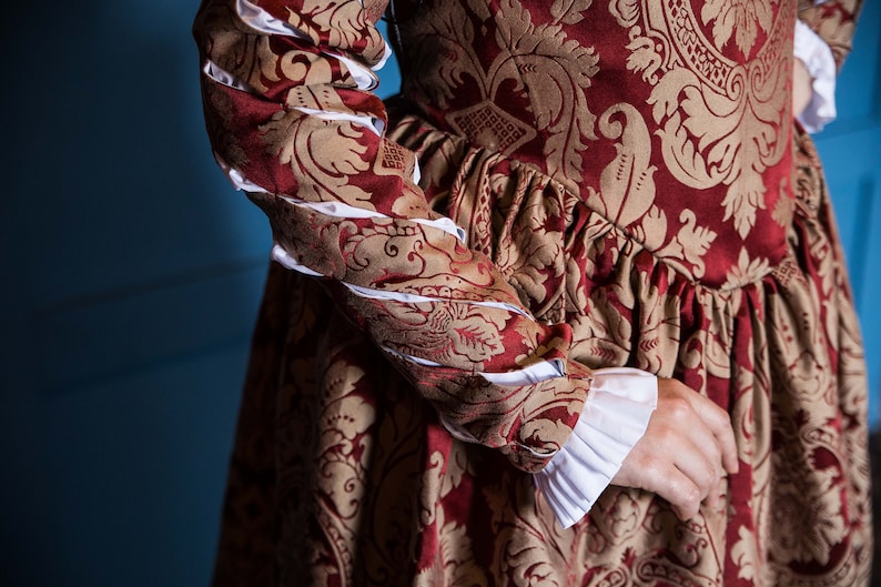 Red and Gold Renaissance Dress One of a Kind 1550s | Etsy Canada