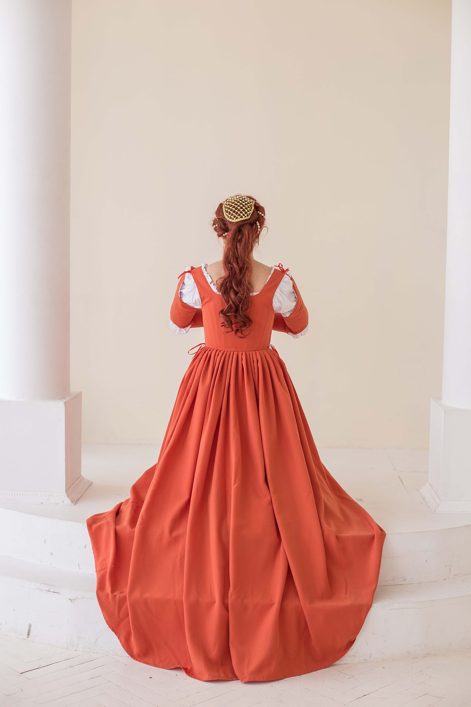 Renaissance Townswoman Dress 1490s Red Linen Gown | Etsy