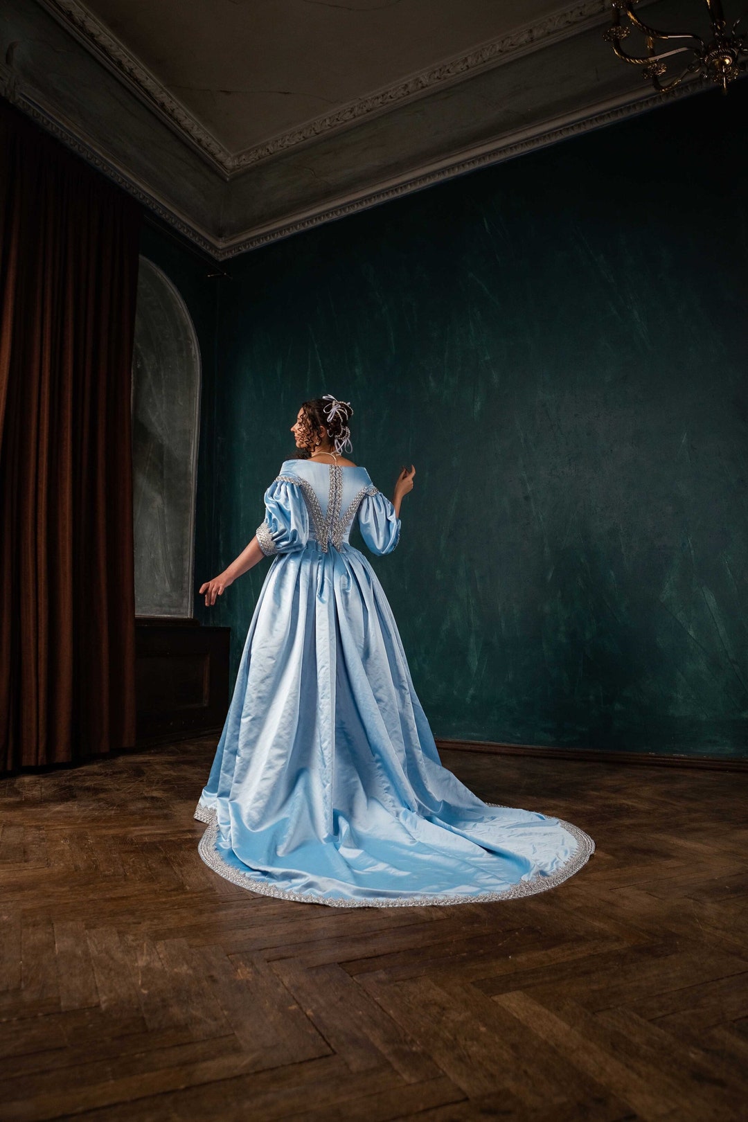 17th Century Royal Gown, Baby Blue Luxurious Baroque Dress, 1600s Queen ...