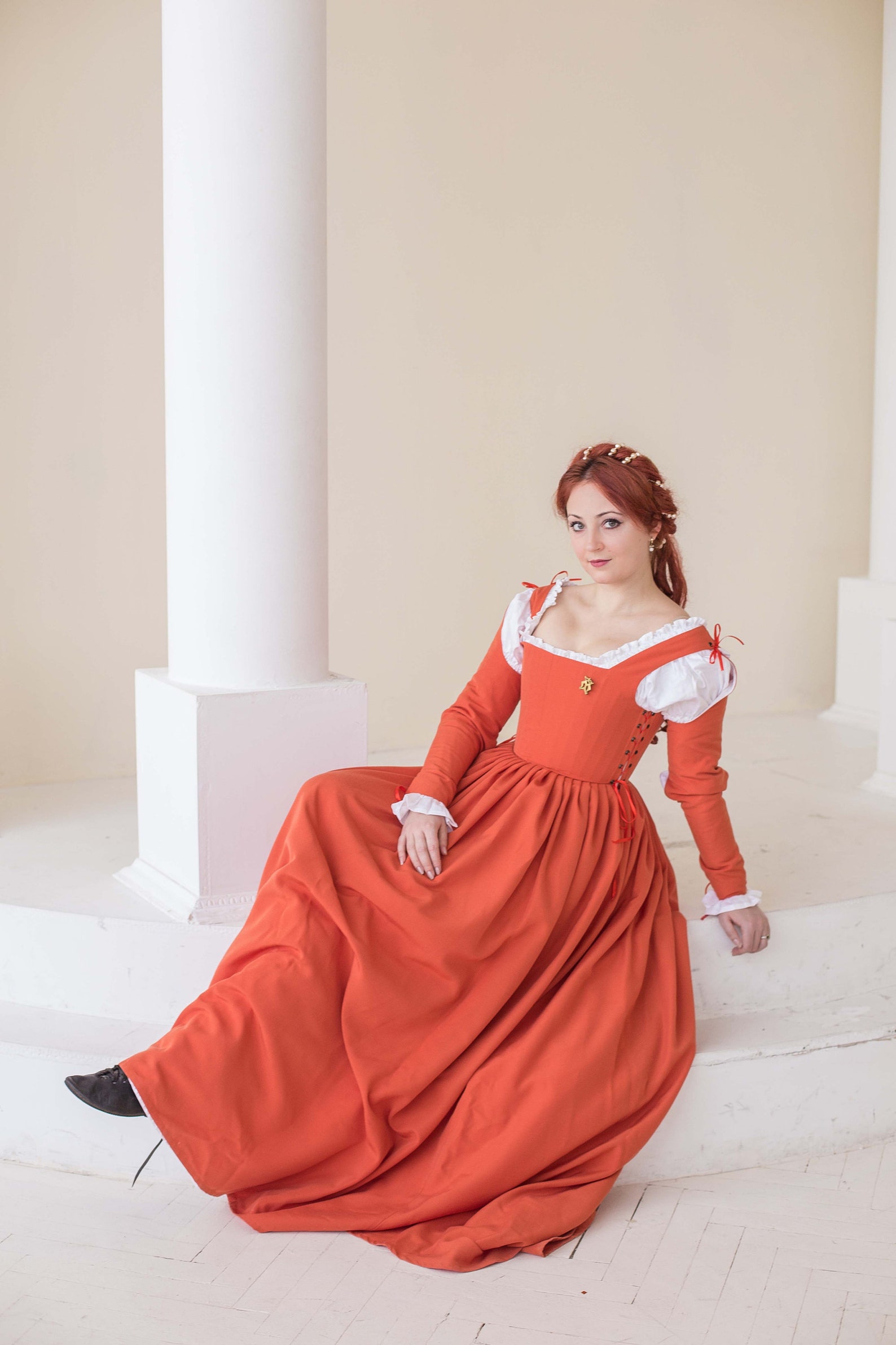 Renaissance Townswoman Dress 1490s Red Linen Gown | Etsy