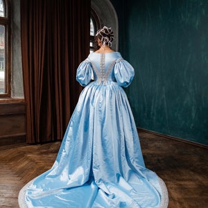 17th Century Royal Gown, Baby Blue Luxurious Baroque Dress, 1600s Queen ...