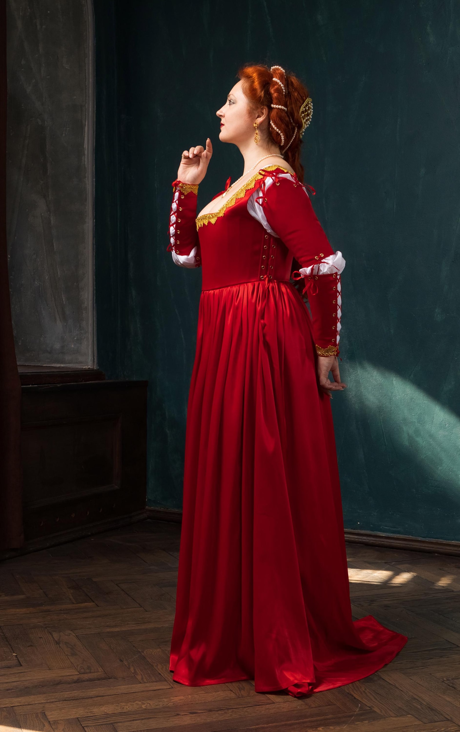 Red Renaissance Gown, Crimson 1490s Borgia Dress, Renfaire Female ...
