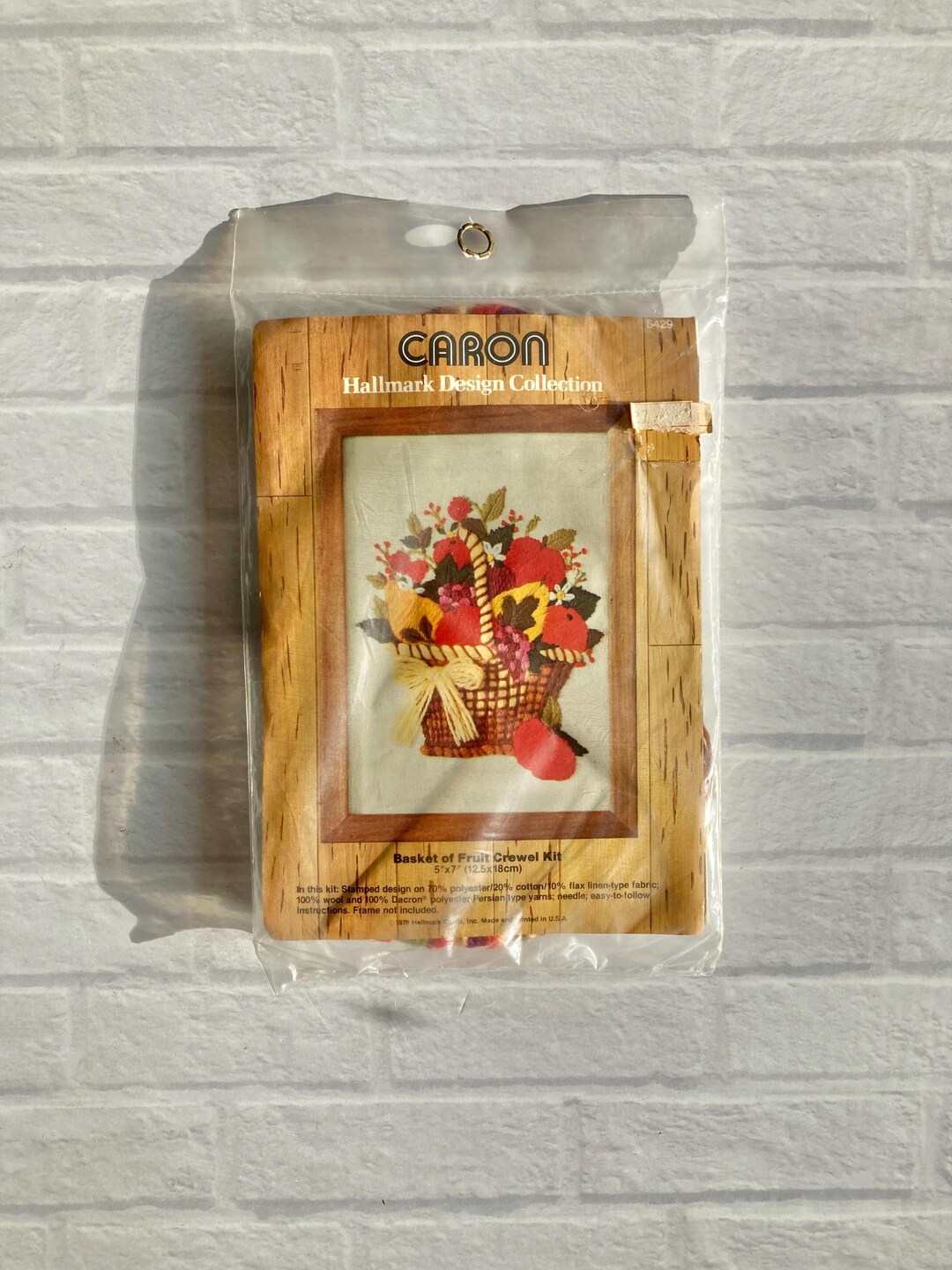 1976 Vintage Caron Crewel Kit: Hallmark Basket of Fruit - Etsy
