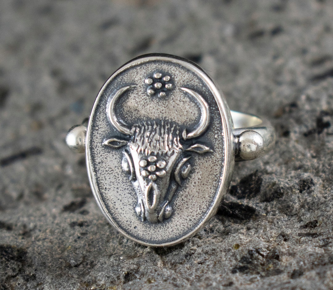 Minoan Bullhead Silver Ring Size Us 8 1/2 Symbol of Power Strength ...