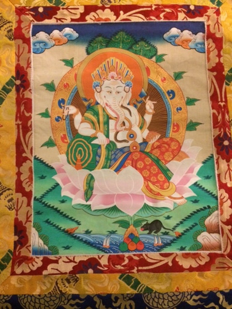 Hand Made Buddhist Thangka / Thanka in Silk and Brocade Wall Hanging ...