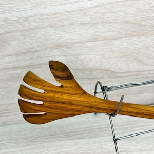 USA Made 100% Real TEAK Wood Hand Carved Wood 16.5” Long Back Scratcher ...