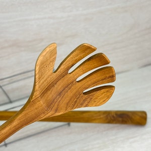 USA Made 100% Real TEAK Wood Hand Carved Wood 16.5” Long Back Scratcher ...