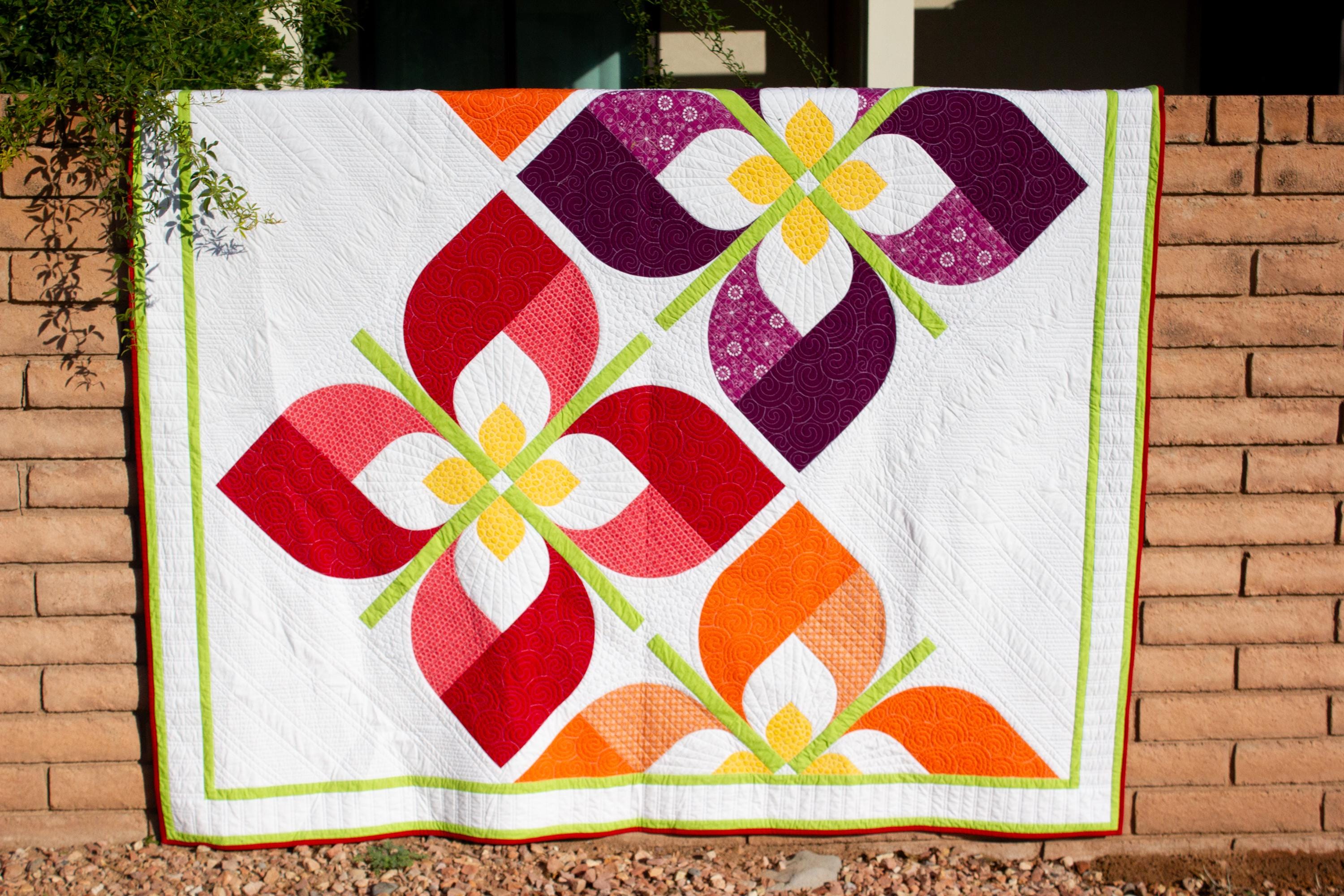 Windswept - Modern Drunkards Path Flower PDF Quilt Pattern. Make a Bold ...