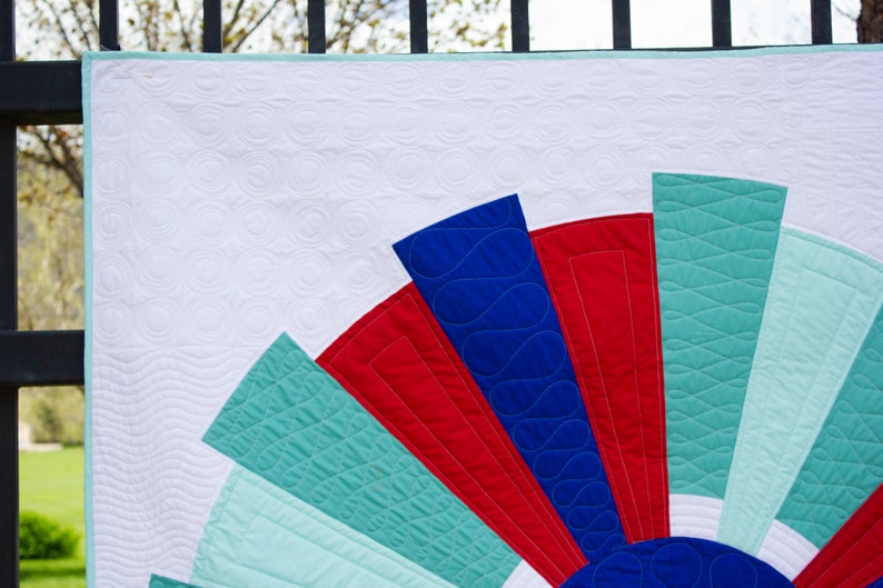 Razzmatazz - Large Modern Curves Quilt Pattern. Beginner Friendly ...
