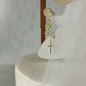 Holy Communion Kneeling Girl Wood Cake Topper, Personalized Walnut ...