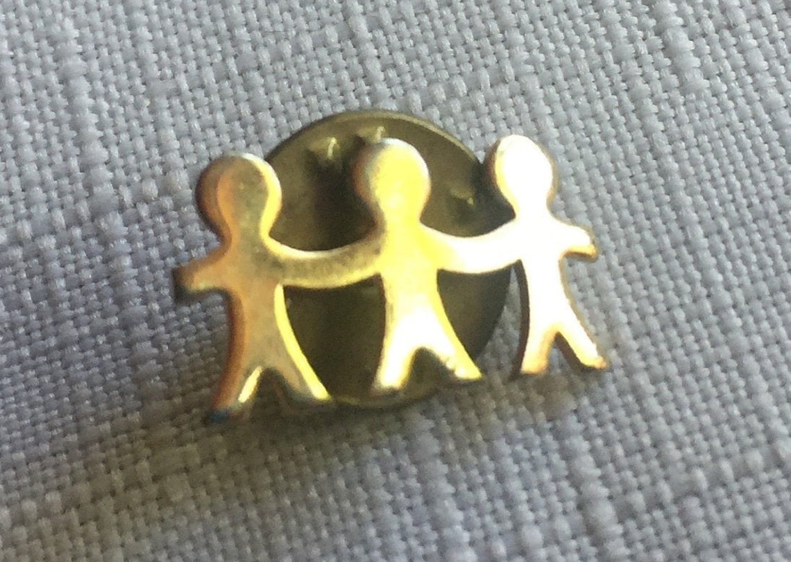 Holding Hands Pin People Lapel Pin People Pin Three People - Etsy