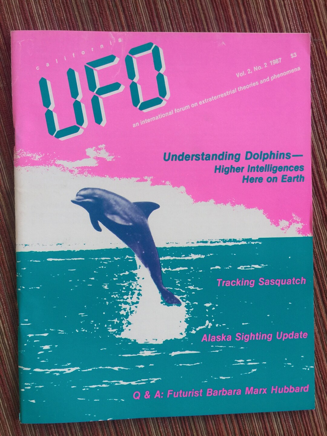 Paranormal Book, UFO Magazine, UFO Book, Whitley Strieber, Flying UFO ...