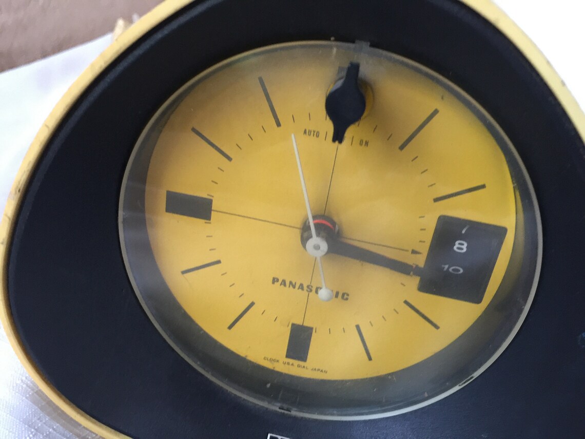 Space Age Clock, Atomic Clock, Retro Table Clock, Space Age Decor, 60s ...