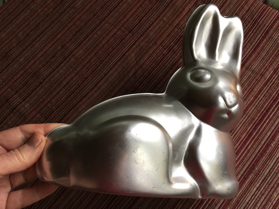 Bunny Mold, Rabbit Mold, Rabbit Art, Kitchen Art, Retro Kitchen ...