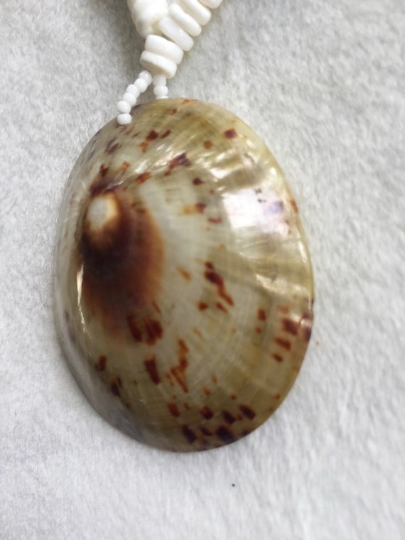 Big Shell Necklace, Shell Pendant, Beach Necklace, Sh… - Gem