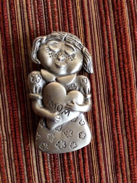Vintage Brooch Mom Gem
