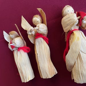Angels, Corn Husk Art, Christmas Art, Angel Figurine, Angel Trio, Angel ...
