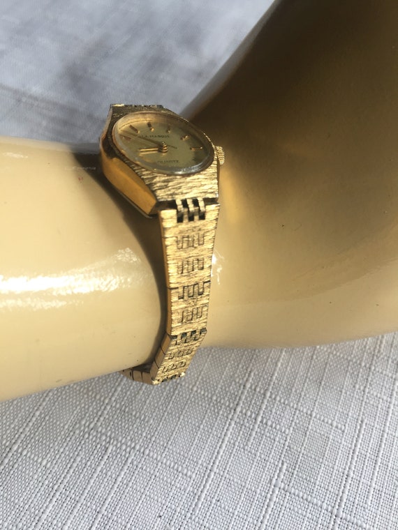 Dressy Gold Watch, 80s Gold Watch, Gold Bracelet Watc… - Gem