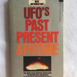 UFO Book, UFO Paperback, UFO Library, Ufo History, Alien Book, Ufo ...