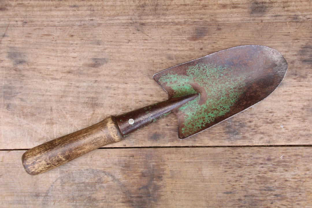 Vintage Old Green Hand Tool Trowel. Garden Tool. Potting Shed Decor. 8 ...