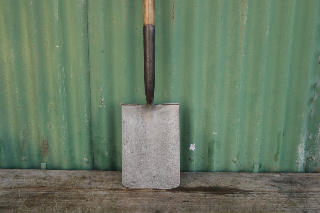 Vintage Old Antique Garden Spade. Potting Shed Tool. 11 - Etsy
