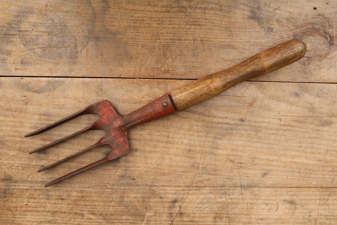 Vintage Old Red Hand Fork. Garden Tool. Potting Shed Decor. 16 - Etsy
