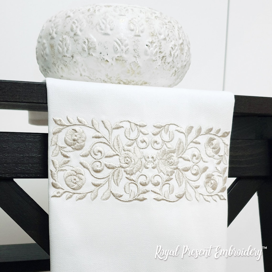 Monochrome Rose Border Machine Embroidery Design - Etsy