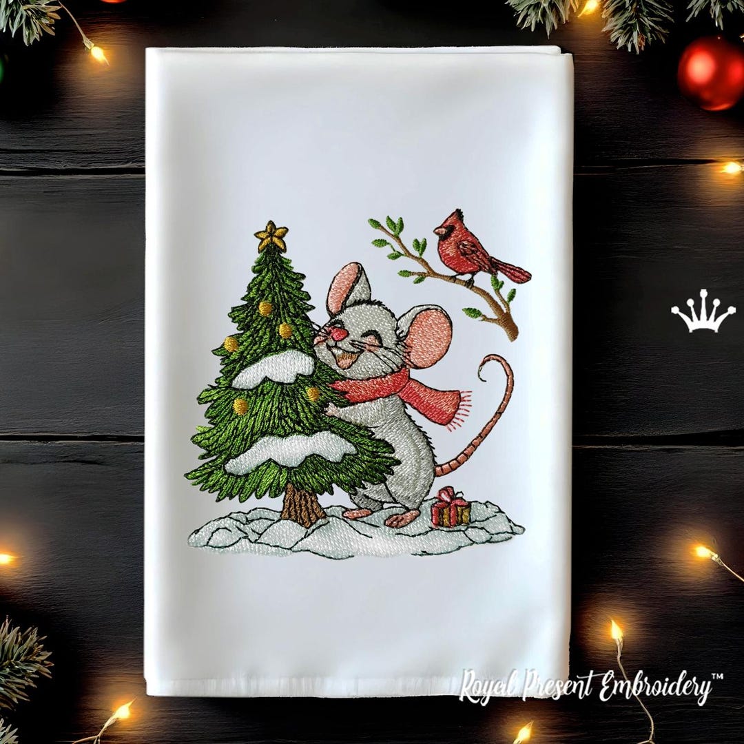 Winter Mouse With a Christmas Tree Machine Embroidery Design - 4 Sizes ...