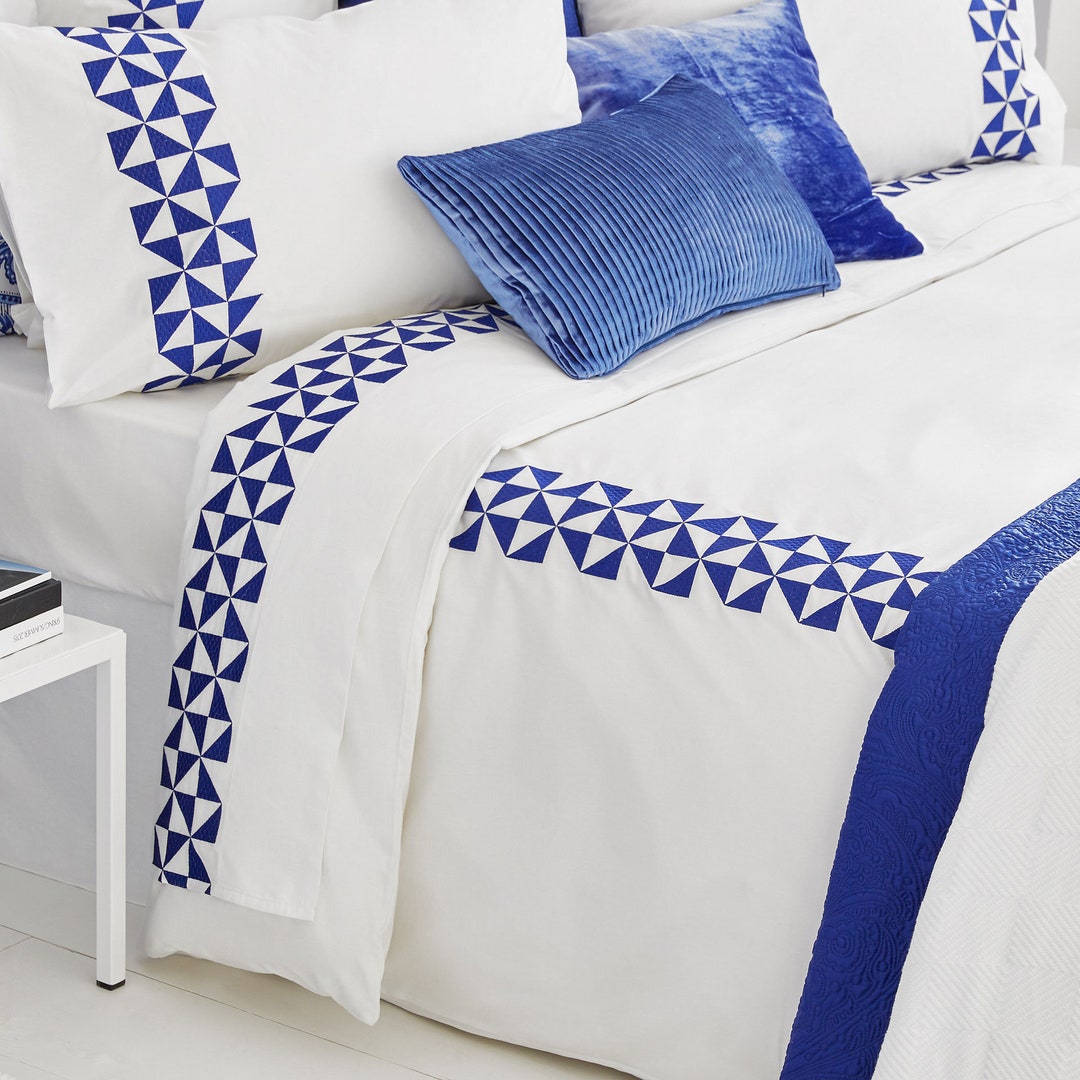 Blue Graphics Mosaic Border Machine Embroidery Design - Etsy