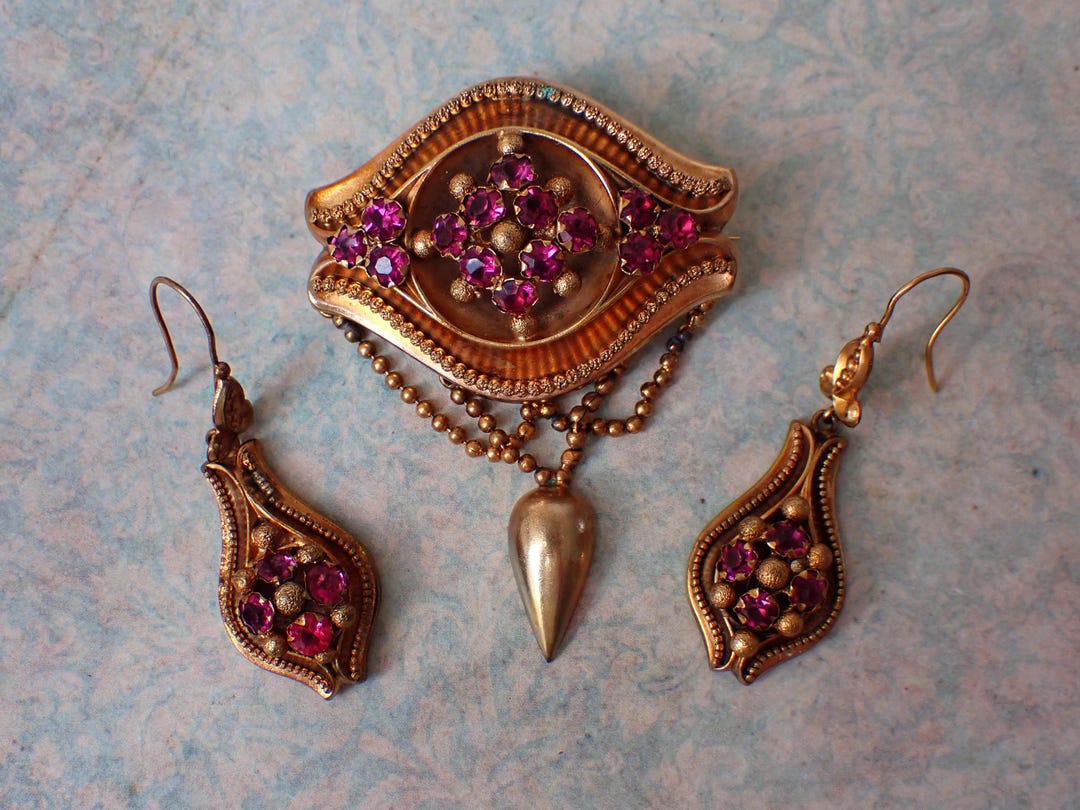 Antique Victorian Pinchbeck & Ruby Paste Brooch and Earrings Set - Etsy