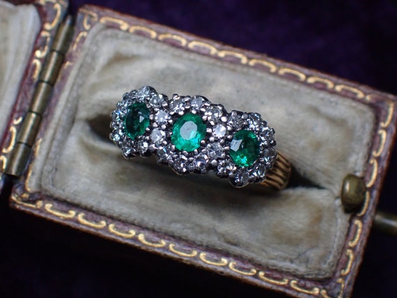 Beautiful Antique 18ct Gold Triple Emerald & Diamond … - Gem