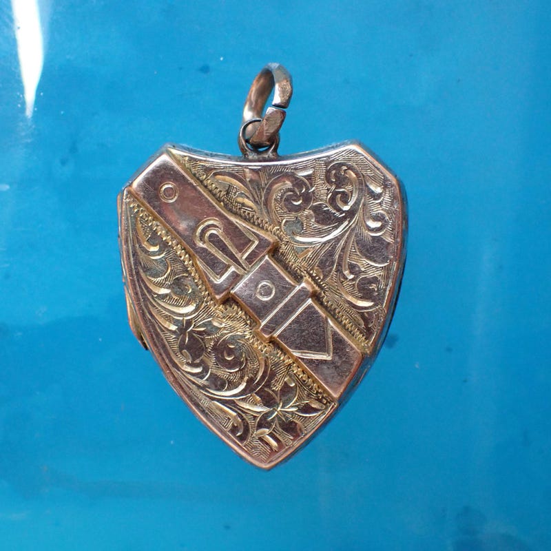 Shield Locket - Etsy