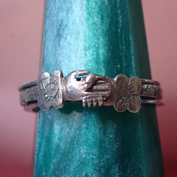 Gimmel Ring - Etsy