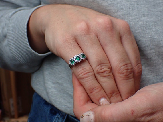 Beautiful Antique 18ct Gold Triple Emerald & Diamond … - Gem