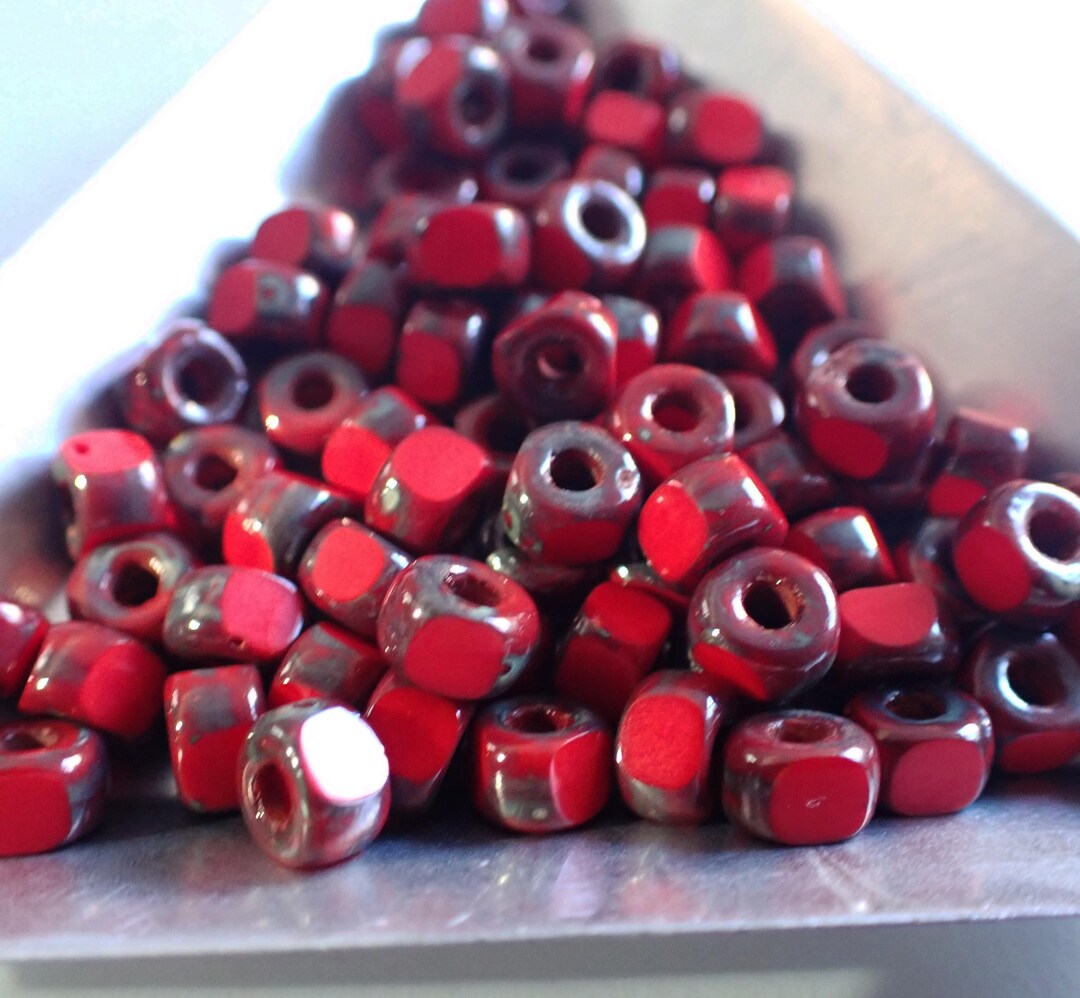 25 - True Red Picasso 2/0 Tri Cut, 3 Cut, Rembrandt, 6x3mm Trica ...