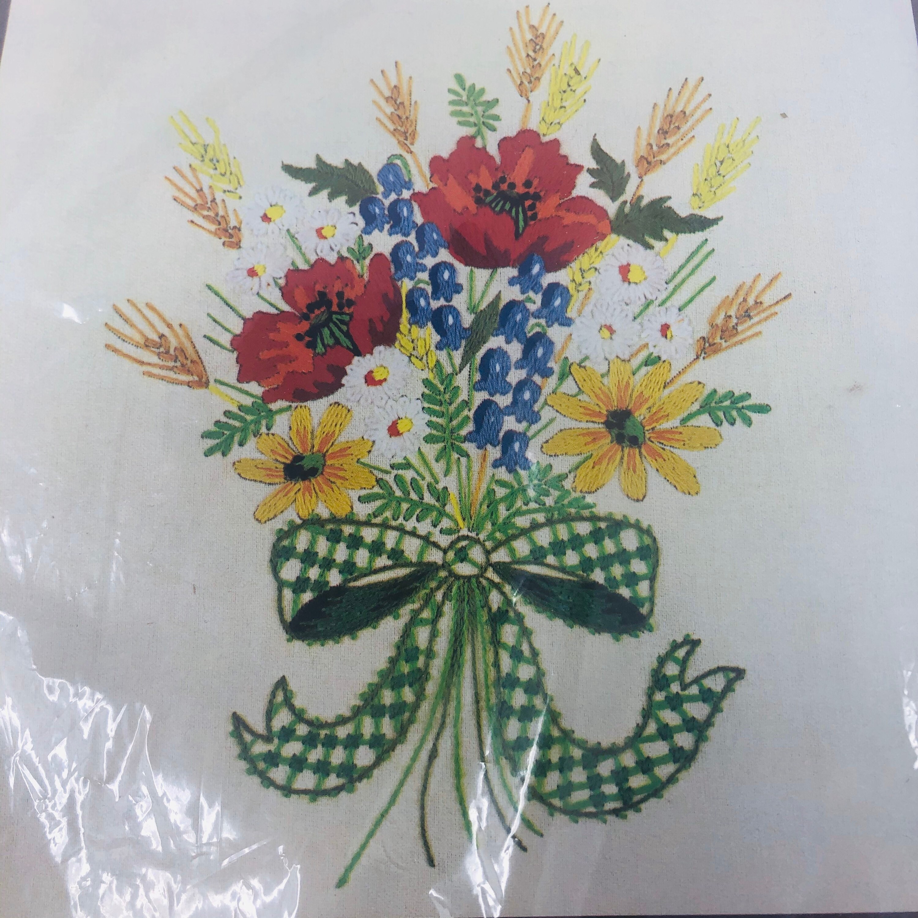 Vintage Floral Embroidery Crewel Kit by Family Circle Circa | Etsy