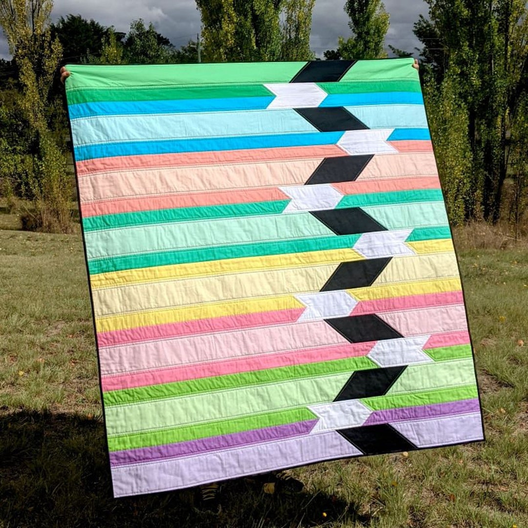 Run Around Quilt Pattern - PDF Download, Beginner Friendly Quilt ...